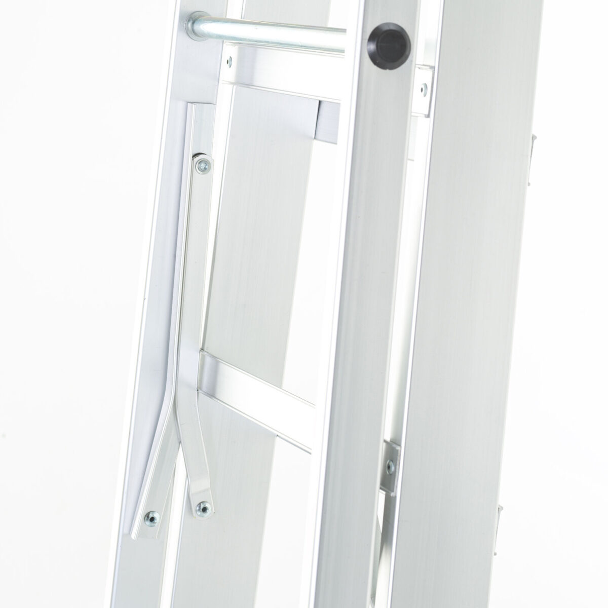 TB Davies HDUTY-S Aluminium Professional Swingback Step Ladder - A-One ...